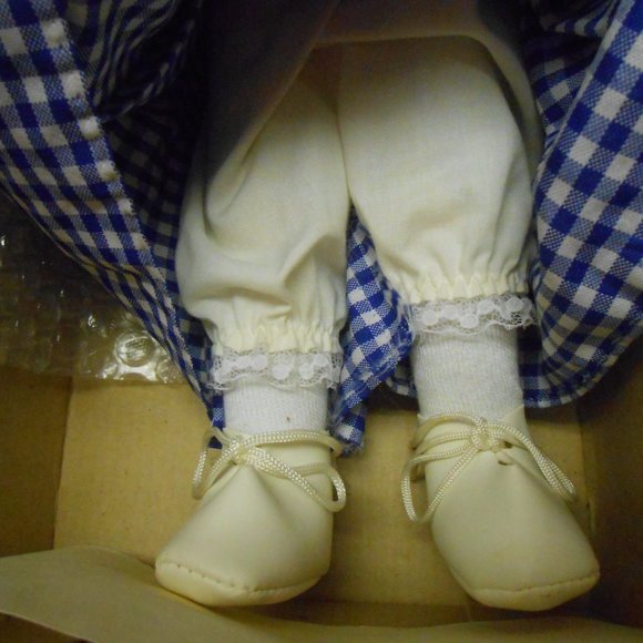 Brinn's Collectors Edition | Toys | Rare Vintage Porcelain Brinns Doll ...